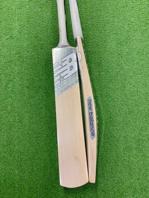 New Balance Heritage Plus Bat | Revo Cricket