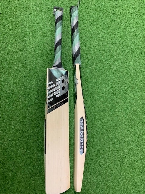 New Balance Burn Junior Bat | Revo Cricket