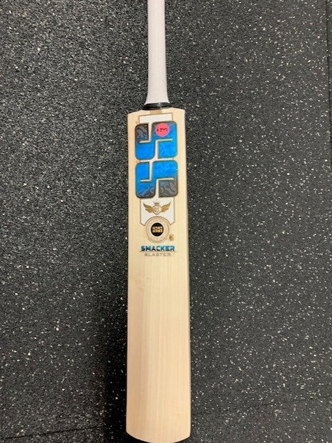 SS Smacker Blaster Adult Bat | Revo Cricket