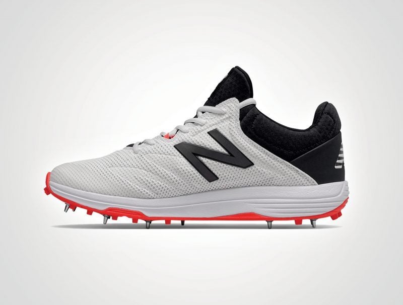 New Balance CK10B14 Batting Spike (21/22) | Revo Cricket